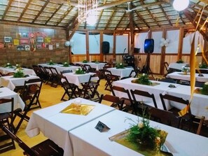 Pequeno-almoço tipo buffet incluído
