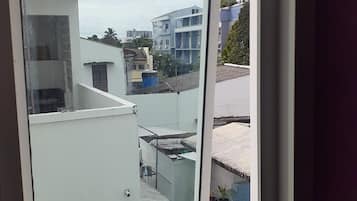 Quarto Twin Standard | Cofre no quarto, secretária, quartos insonorizados, Wi-fi grátis