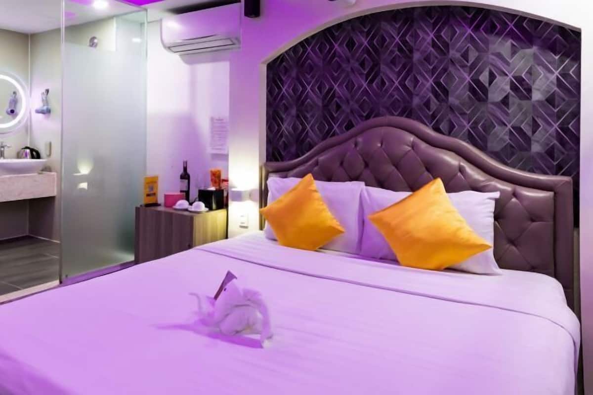Minibar, secretária, quartos insonorizados, Wi-fi grátis