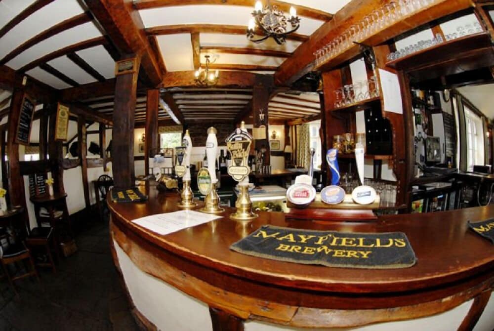 England's Gate And Coachhouse - Herefordshire