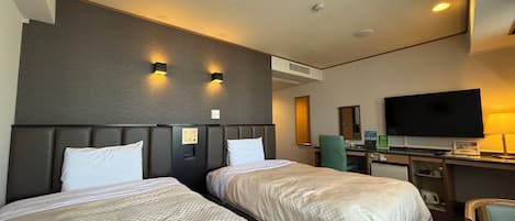 Quartos à prova de som, ferros/tábuas de passar roupa, Wi-Fi de cortesia