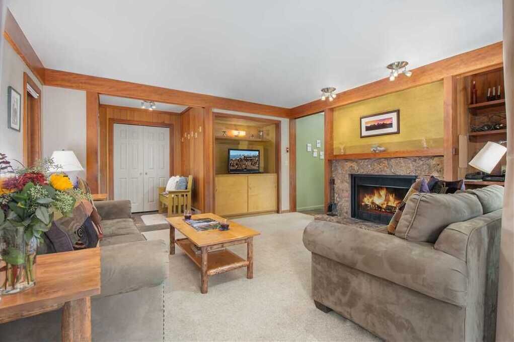 Rmr: Teewinot A2 Condo In Teton Village - Wyoming