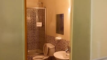 Artigos de higiene pessoal grátis, toalhas fornecidas