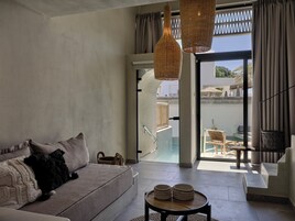 Loft de Luxo, piscina privativa | Roupa de alta qualidade, cofre no quarto, quartos insonorizados 