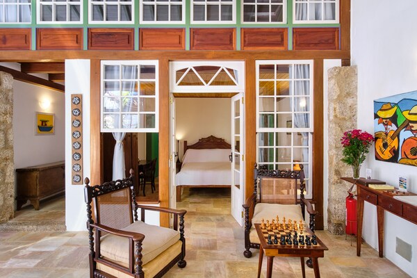 A Casa De Paulo Autran - Paraty