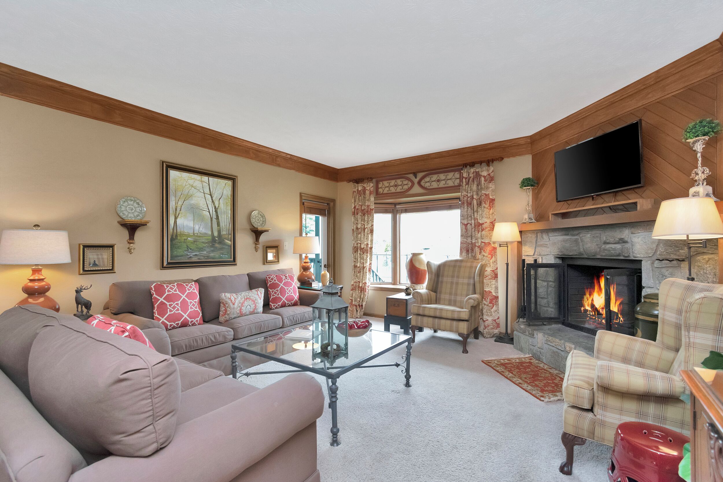 Holly 2 | Fireplace, Restaurant, Pool, Spa - Blowing Rock, NC