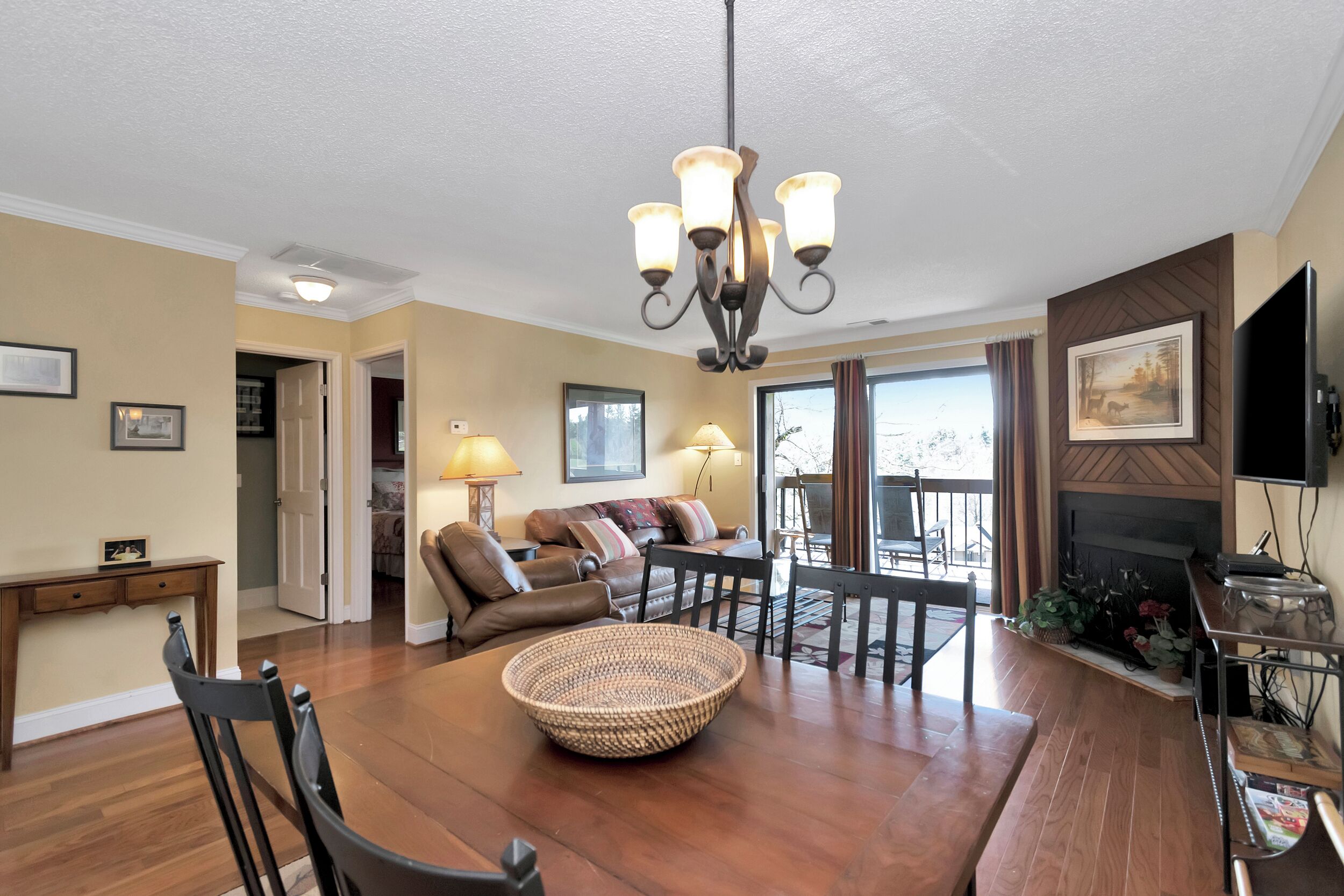 Wren 303 | Restaurant, Pool, Spa - Blowing Rock, NC