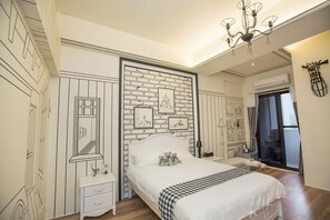 Quarto Duplo Standard | Secretária, cortinas/cortinados opacos, quartos insonorizados 