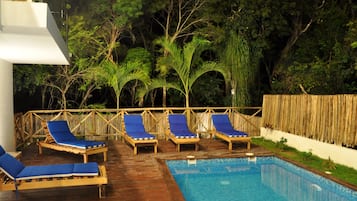 Piscina exterior