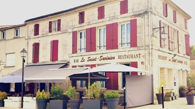 Logis Hotel Le Saint Savinien