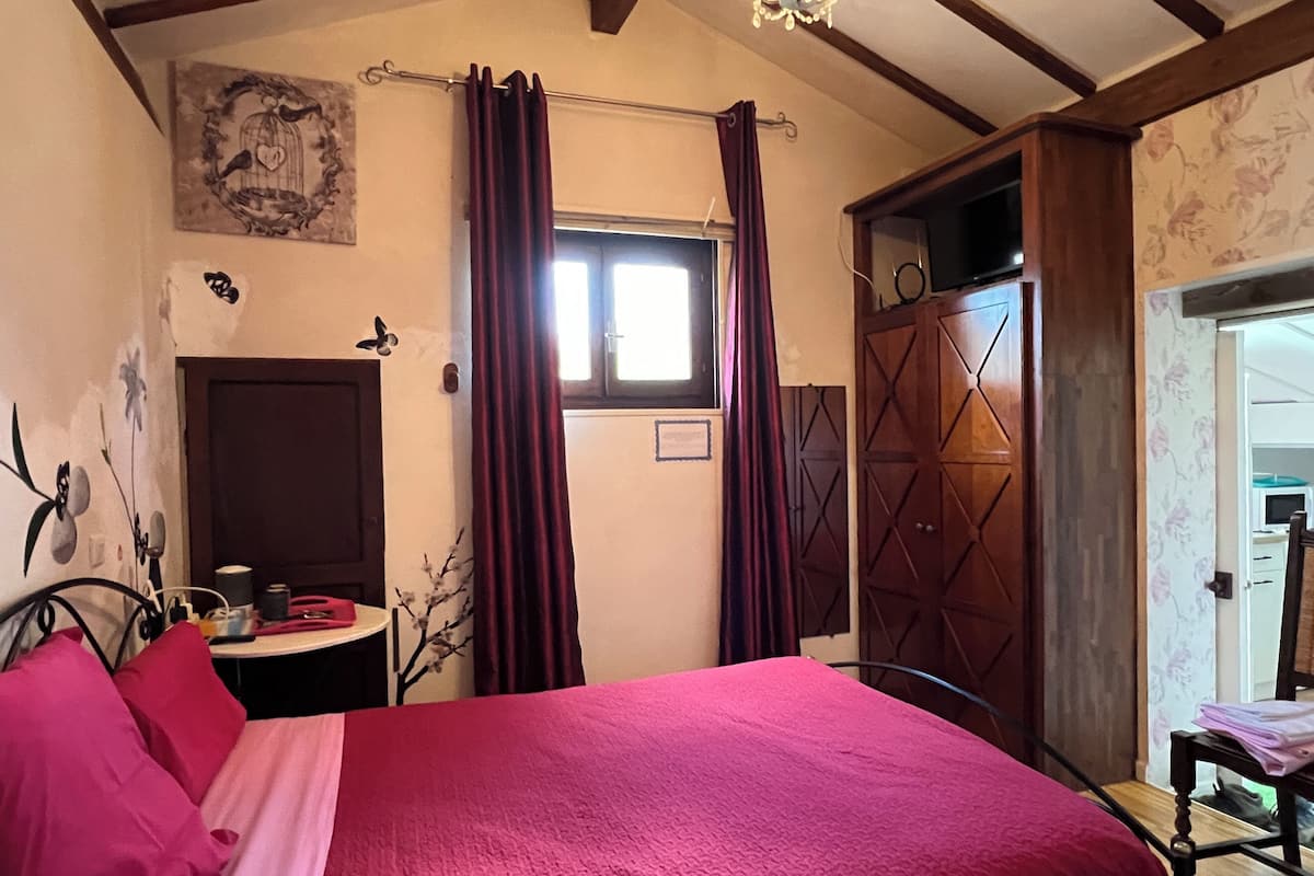 Quarto romântico, no jardim (Romance) | Roupas de cama premium, individualmente decorados