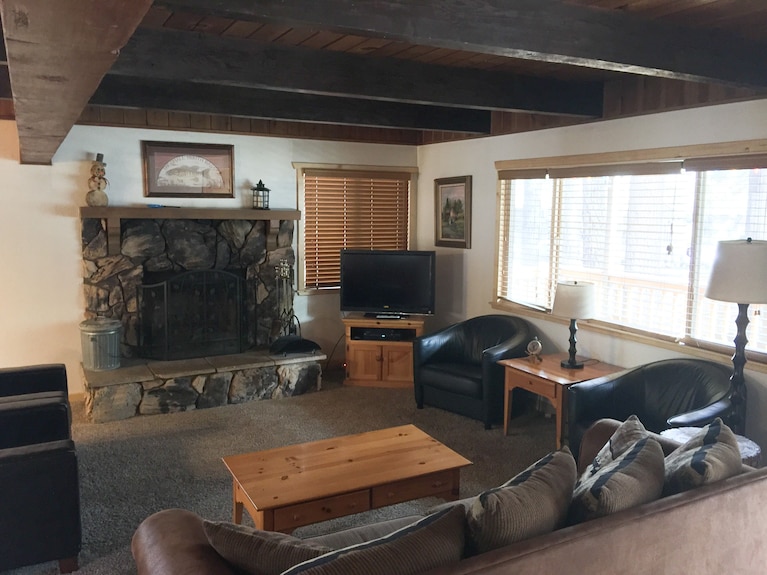 Walking Distance To Snow Summit Resort. - Big Bear Lake, CA