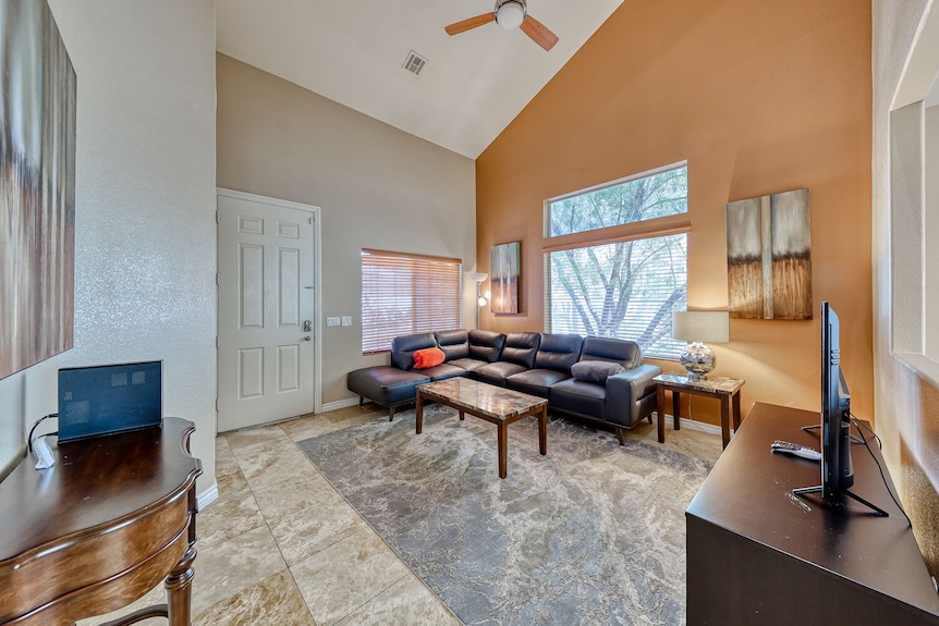 Hvorfor Bo I Afgrænsningen Af Et Hotel, Når Du Kan Bo I Denne Las Vegas Oase - Las Vegas, NV