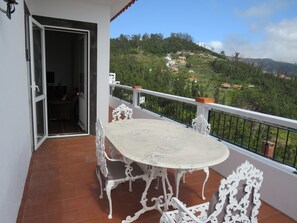 Suíte estúdio design, 1 quarto, cozinha americana, ao lado da pista de esqui | Vista para a montanha