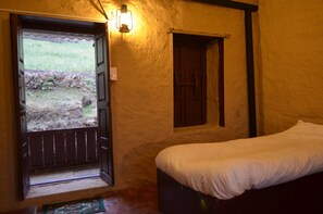 Casa de campo básico, 2 camas de solteiro, vista para a montanha, ao lado da montanha