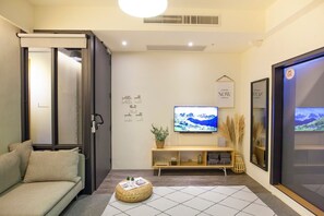 Quarto Quádruplo | Cortinas/cortinados opacos, camas desdobráveis, Wi-fi grátis