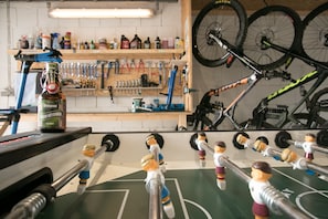 Quarto triplo, banheiro privativo ( #6 - Waldetage) | Estacionamento | Estacionamento grátis sem manobrista