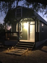Cabana de Madeira Familiar | Com decoração personalizada, com mobília individualizada