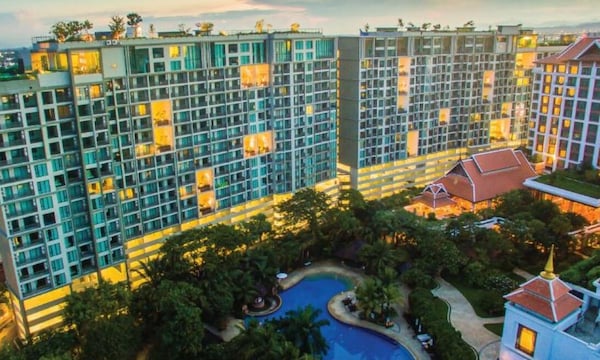 The Astra Luxury Suit Condo - Chiang Mai