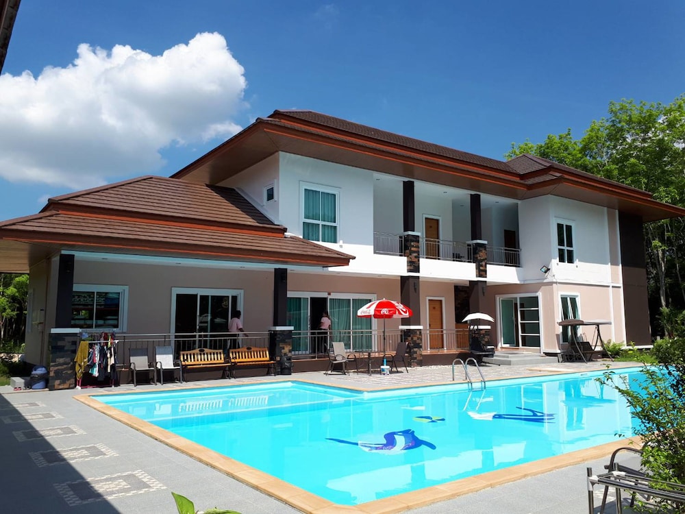 Pool House Lanska - Mueang Nakhon Si Thammarat District