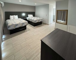 Cortinas/cortinados opacos, Wi-fi grátis, roupa de cama fornecida 