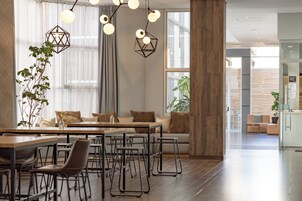 Televisor de ecrã plano de 40 polegadas com canais por cabo, televisor