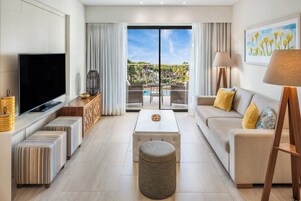 TV de tela plana, filmes pagos