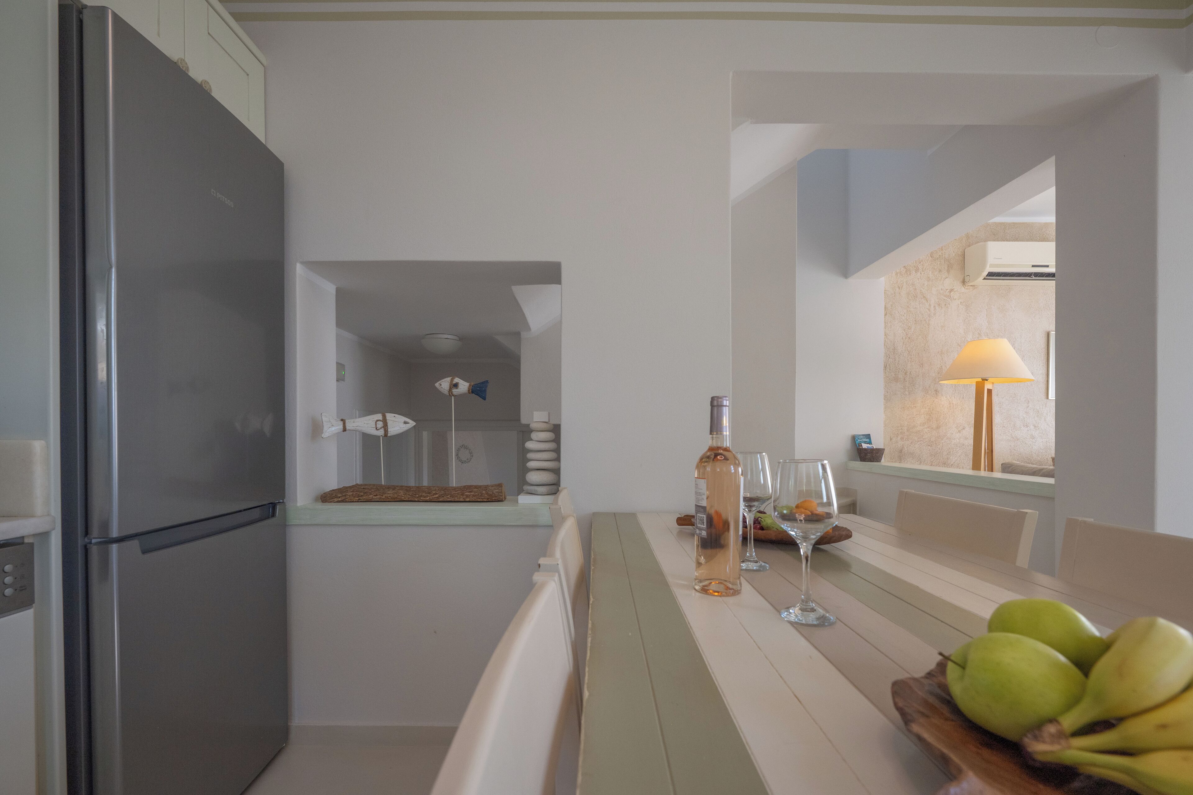 Vila, 4 quartos, vista para o mar | 3 quartos, espaço de trabalho para notebook