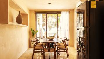 Master Suite Ocean Front | Sala de jantar