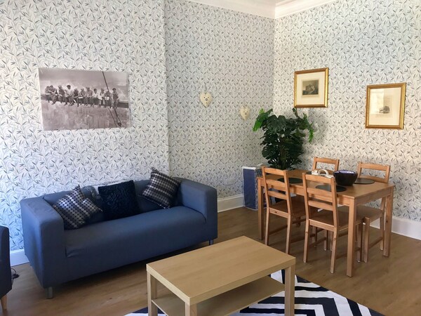 233 Leith Apartment - Leith