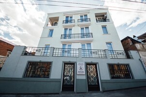 Fachada da propriedade