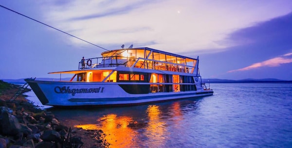Shayamanzi Houseboats - Jozini