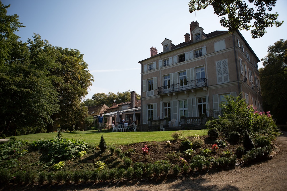 Le Château De La Vierge - Essonne