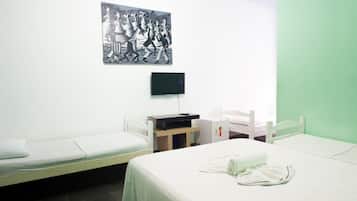 Minibar, ferro/tábua de engomar, Wi-fi grátis, roupa de cama fornecida