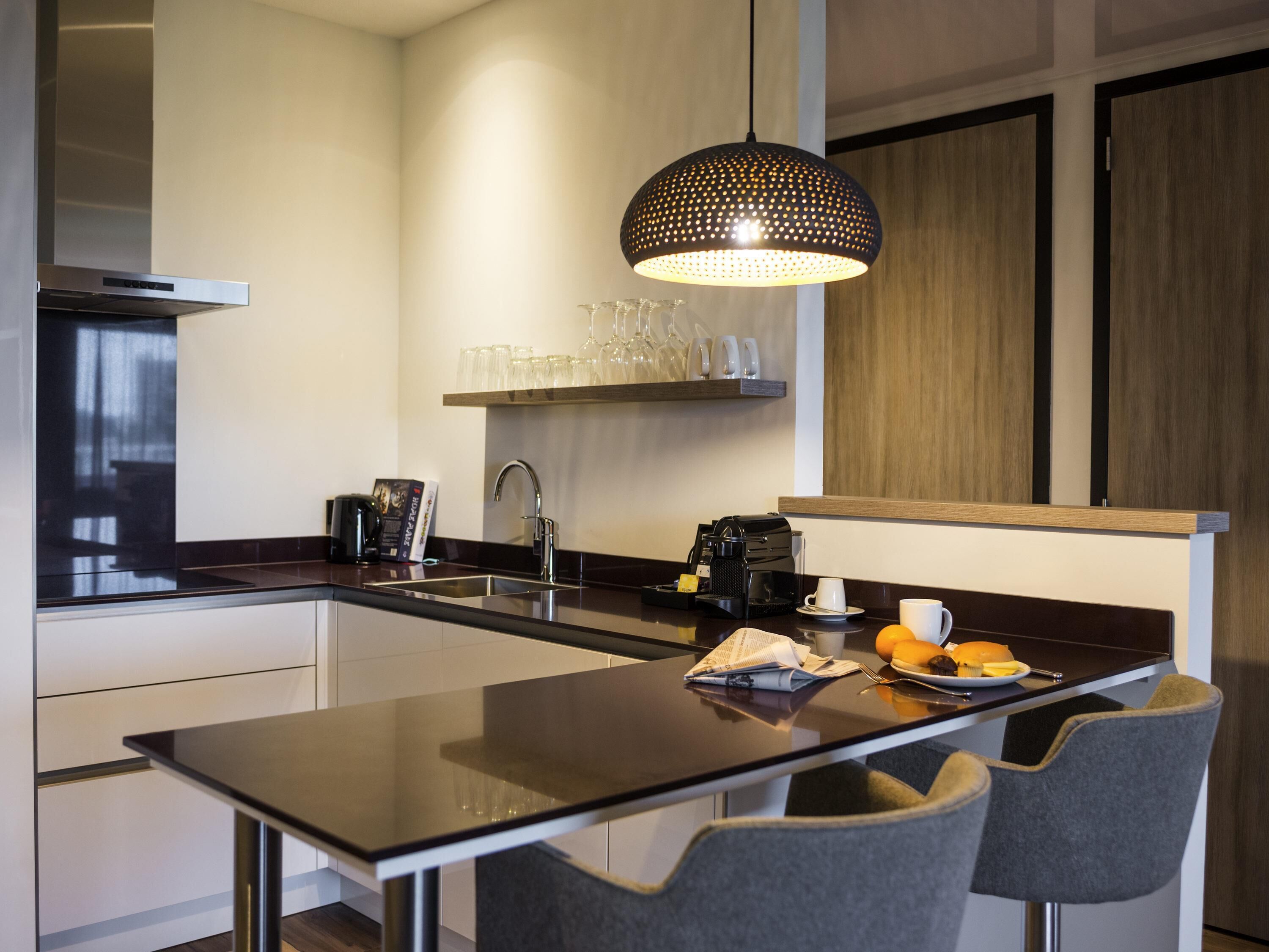 Apartamento júnior, 1 cama de casal | Roupas de cama premium, cofres nos quartos, escrivaninha