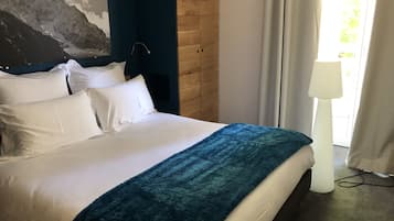 Estúdio superior, 1 cama Queen | Roupas de cama premium, individualmente decorados