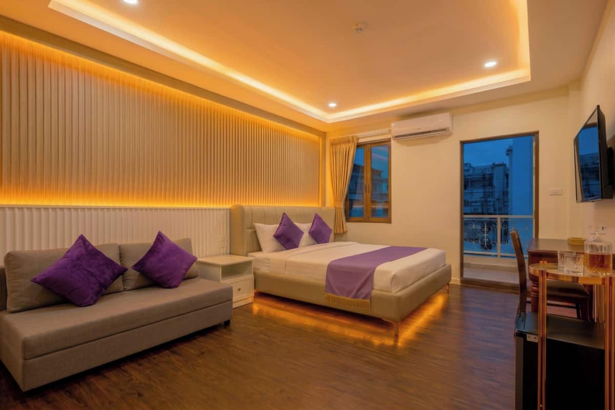 Quarto casal ou duplo luxo | Escrivaninha, espaço de trabalho para notebook, quartos à prova de som