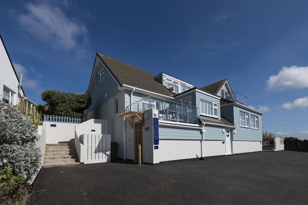 Mawgan Porth Apartments - Mawgan Porth