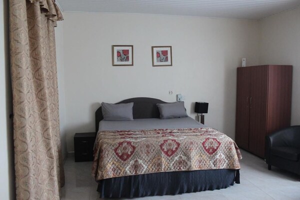 White Stone Lodge - Accra