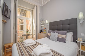 1 quarto, minibar, cofre no quarto, secretária 