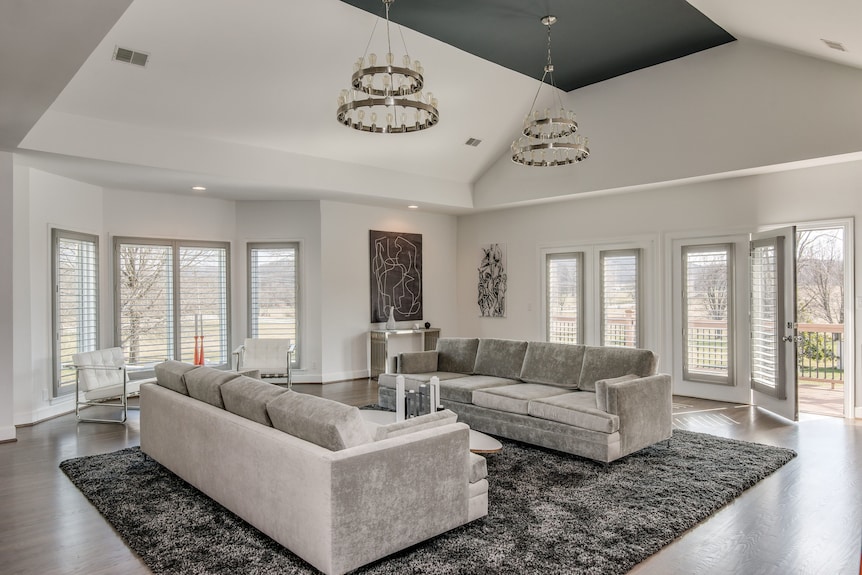 Luxury Estate Rental Near Nashville-turn Special Events Into Cherished Memories - Johnson Lake, Franklin