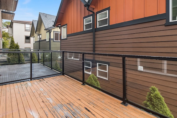 Seattle Vacation Home: The Depot - Seattle, WA