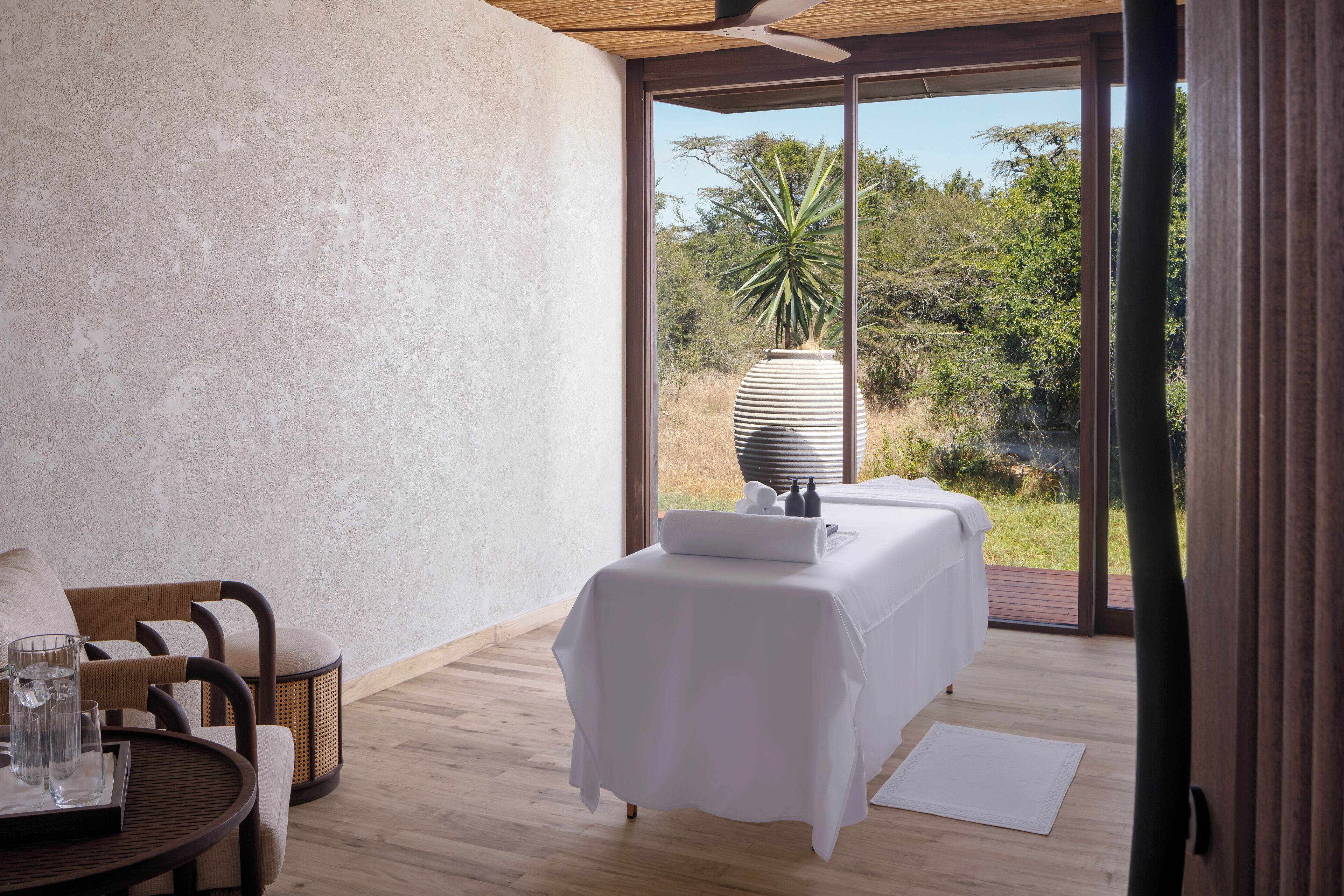 Sala(s) para tratamentos a casais, sauna, banheira de hidromassagem 