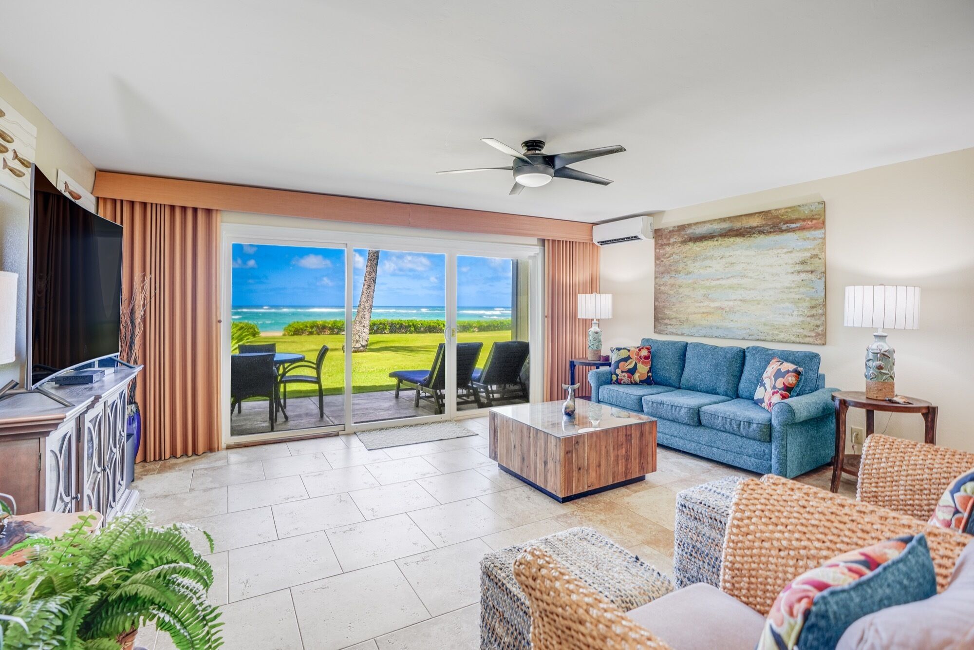 Pono Kai Resort B304, Oceanfront, Walk To Town, Steps To Beach, Ac - Kapaa, HI