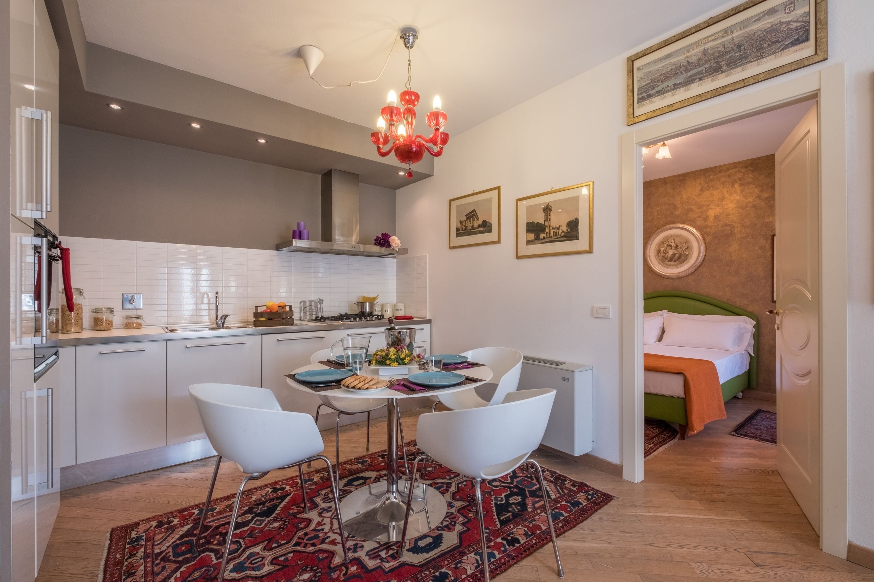 Apartamento, 1 quarto | Refeições no quarto