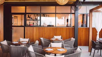 Bar (no alojamento)