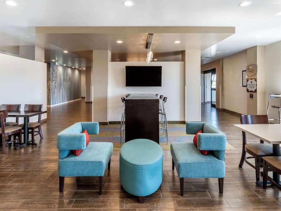 Pequeno-almoço tipo buffet diário incluído