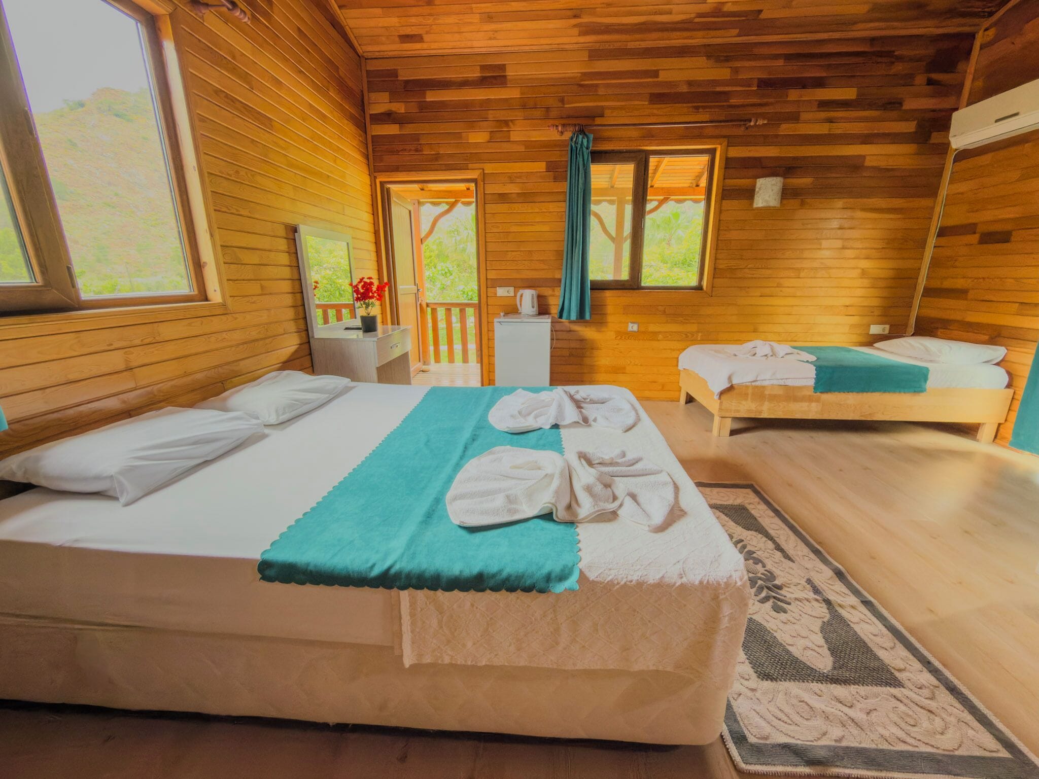 Quartos insonorizados, ferro/tábua de engomar, Wi-fi grátis 
