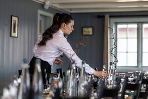 Serviço de café da manhã, culinária escandinava, vistas para o mar 