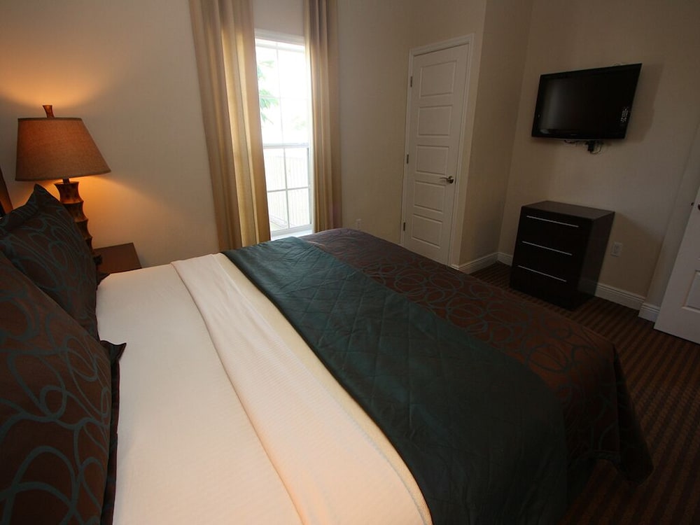 The Beach Club At Siesta Key #202b Resort By Rva - Siesta Key, FL